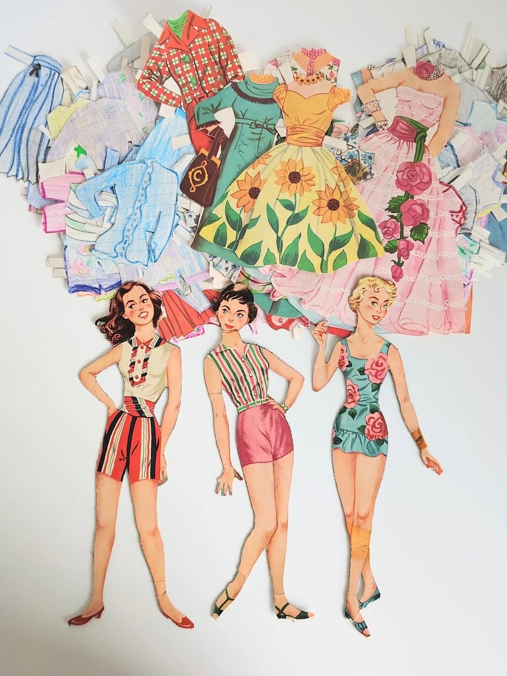 Whitman Publishing | Toys | 95s Vintage Paper Doll Set Of 3 Girls With ...